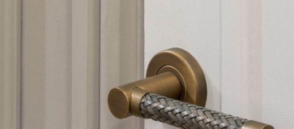 Quick Tips To Consider Before Purchasing Door Hardware